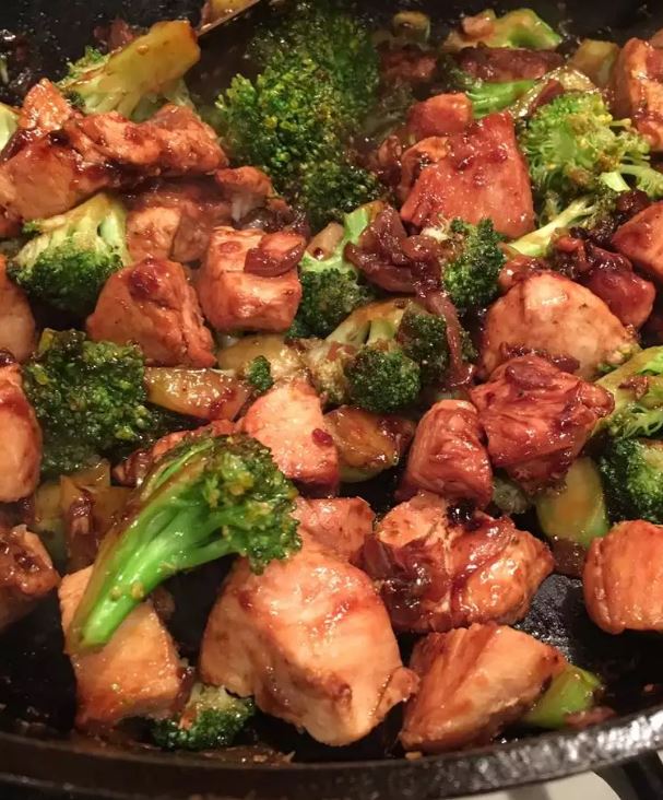 Chinese Stir-Fry Brown Sauce Chicken - Pioneer COOKERY